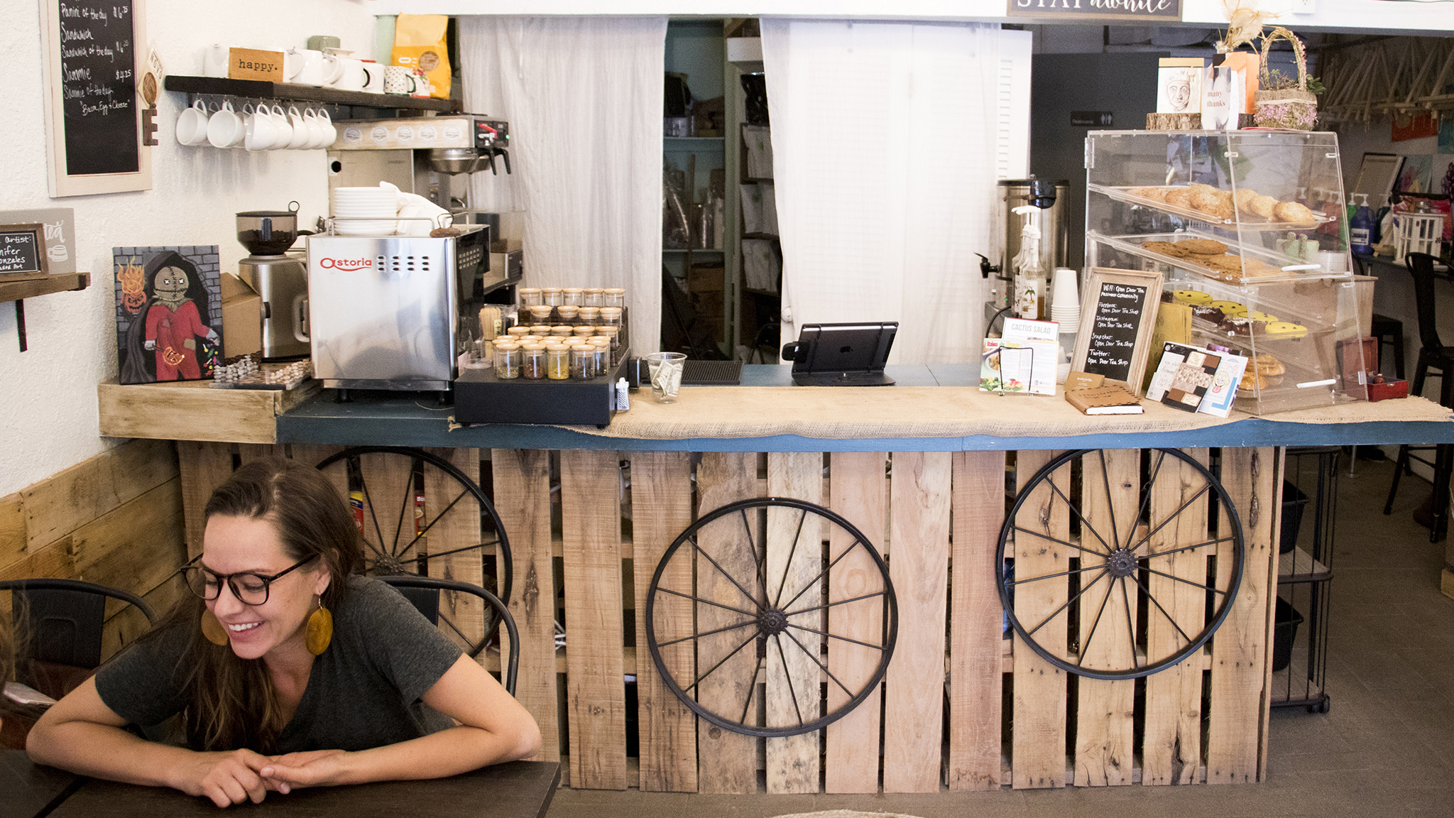 Open Door Tea Shop will close its brick-and-mortar location to pursue a ...