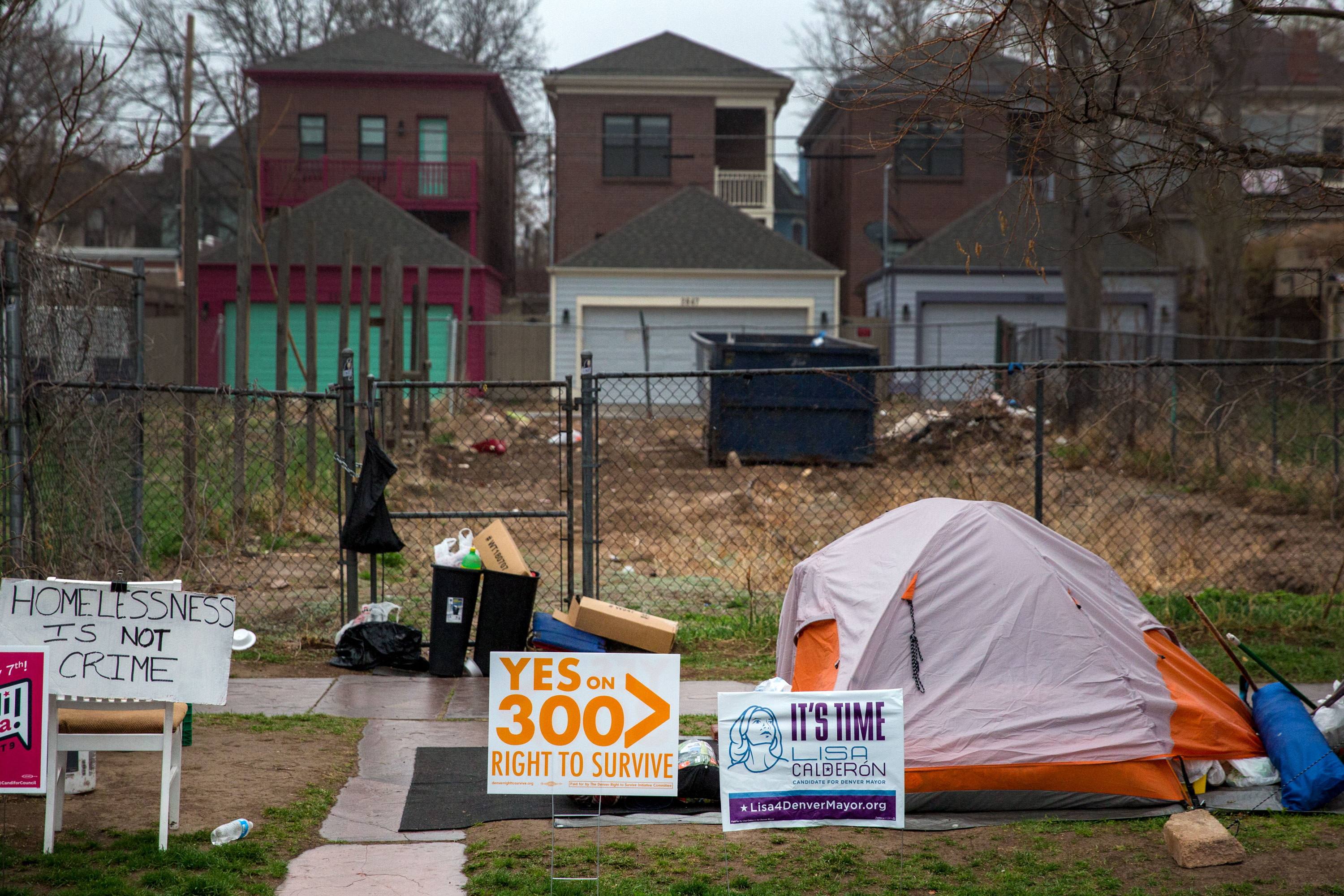 Denver calls off sweep of people camping at 27th and Arapahoe ...