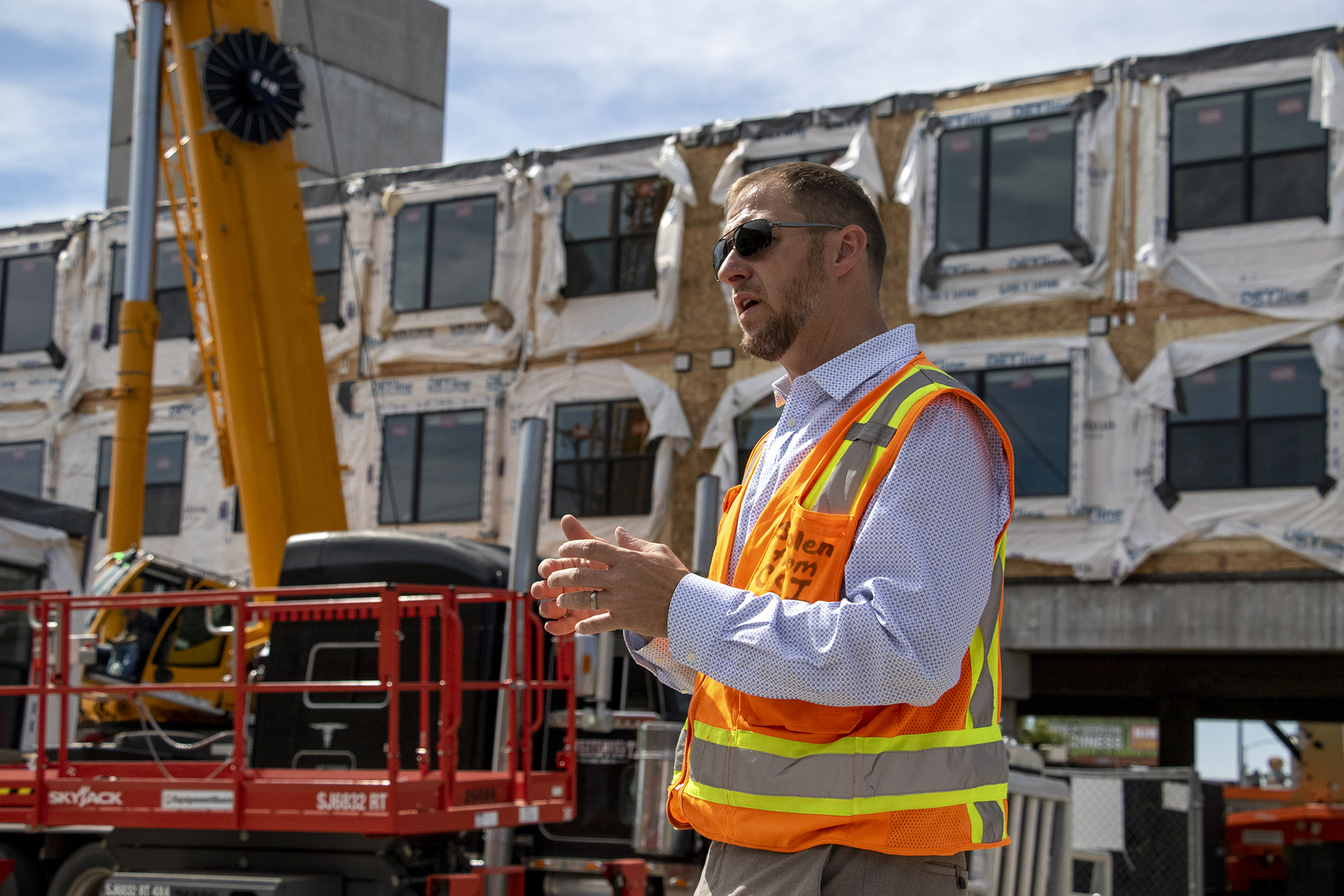 It's a home! On a crane! A modular construction project draws a crowd ...