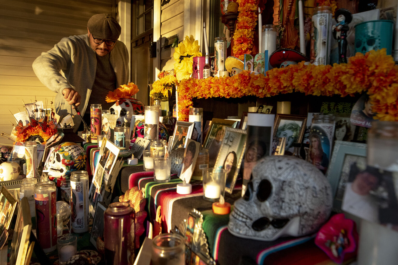 Denver man creats ofrenda in Harvey Park for Dia de los Muertos ...