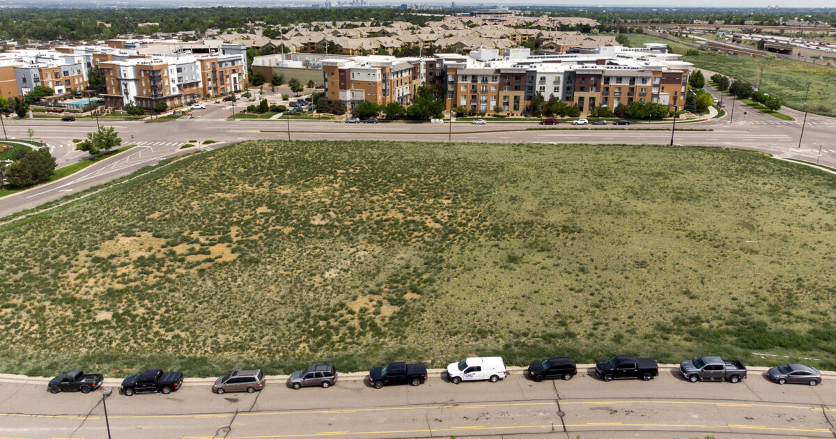 Hey, southeast Denver: A grocery store under two apartment towers may ...