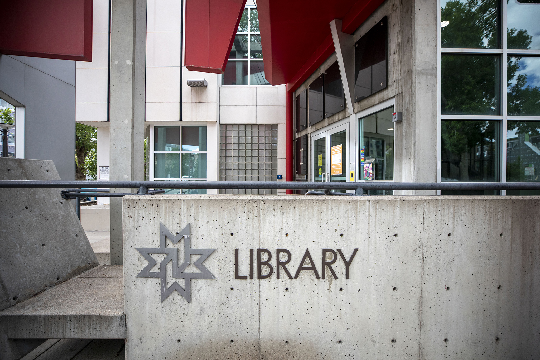 Will the Ross-Cherry Creek Branch Library ever reopen? - Denverite, the ...