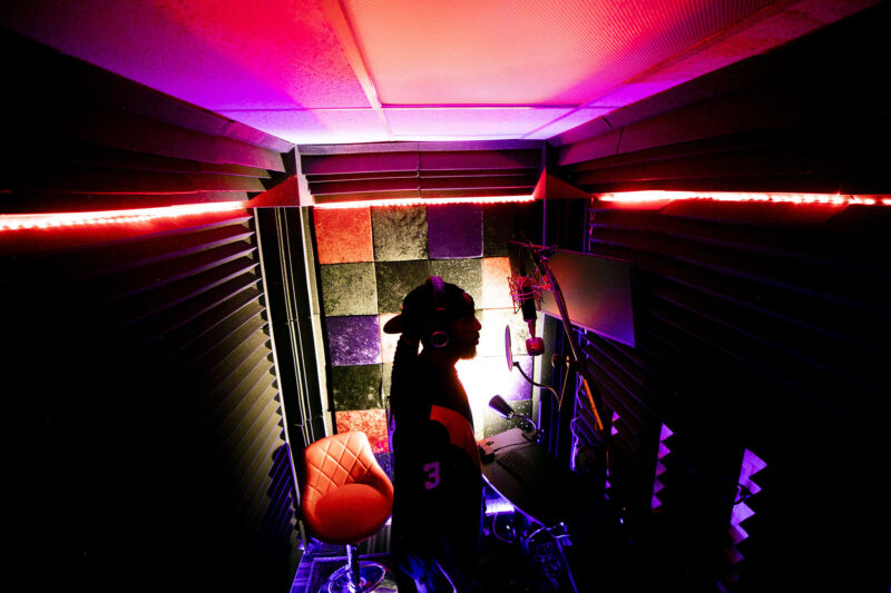 Meet the rapper performing at Game 1 of the Denver Nuggets-Phoenix Suns ...