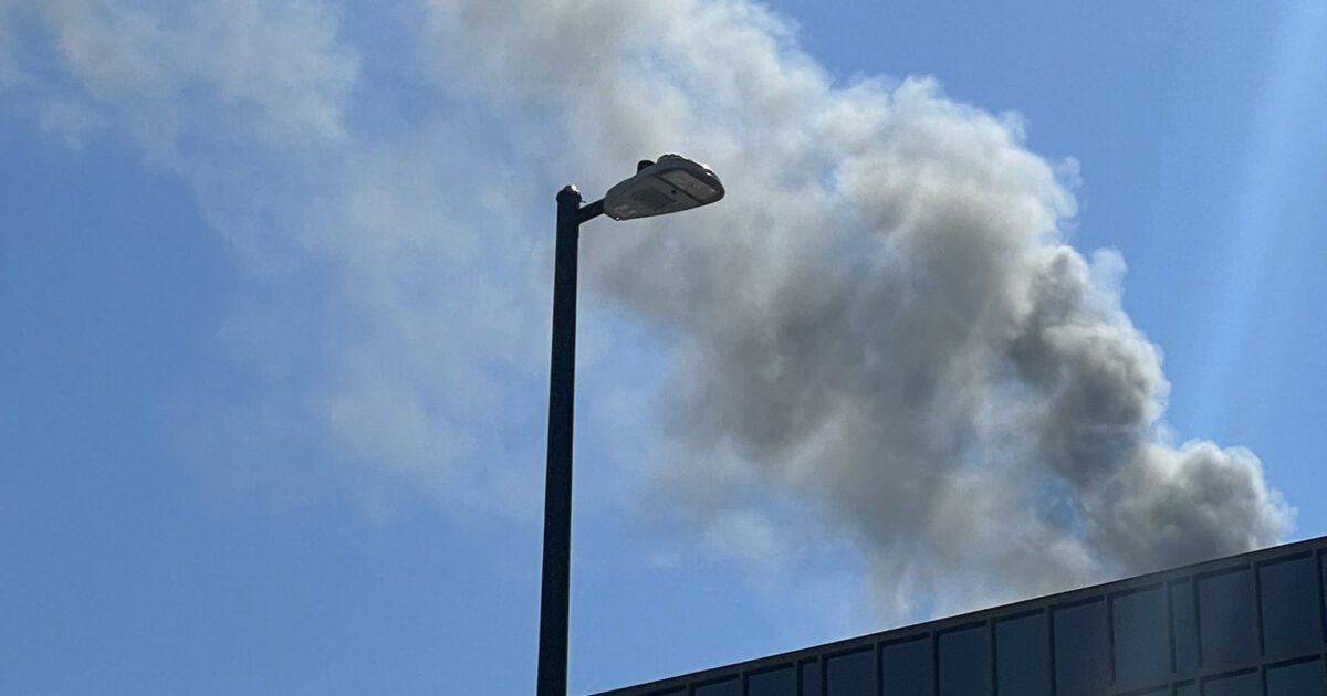 Boiler fire sends plumes of smoke spewing from downtown Sheraton Hotel ...