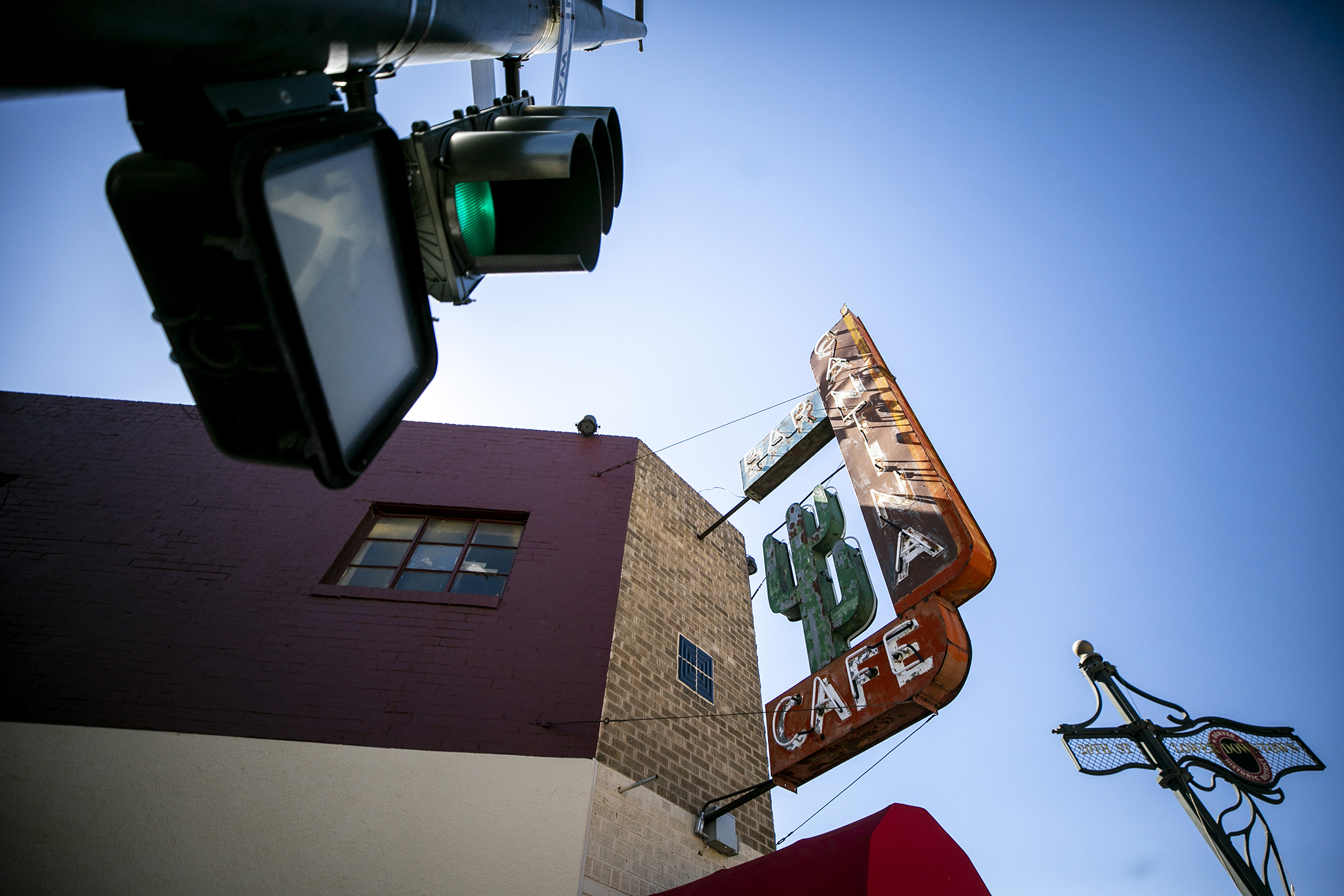 Live jazz returns to the old Chapultepec venue Friday night. Organizers ...